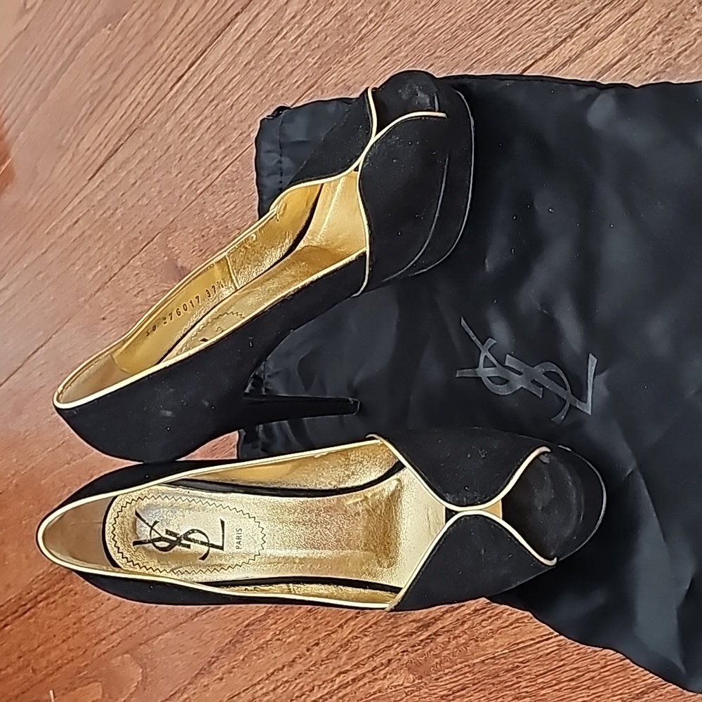 Ysl Black Velvet Pumps - Gem